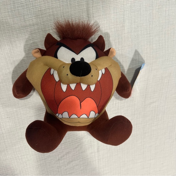 Looney Tunes Mania | Toys | Nwt Taz Looney Tunes Plush Toy Brown And ...
